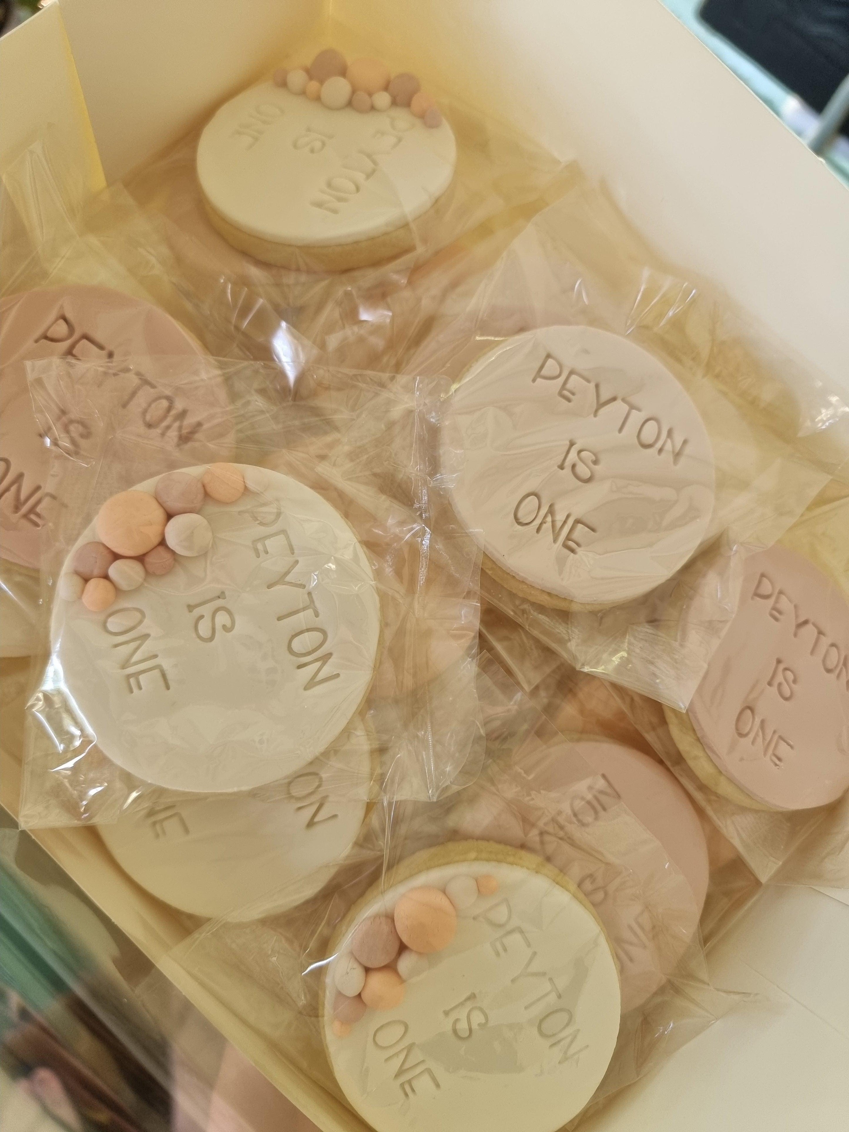 Custom Cookies – Perth Cake & Cookie Co